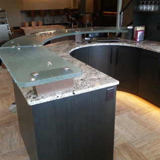 Custom Glass & Shower Enclosures, Mirrors, Glass Panels, Glass Repair ...